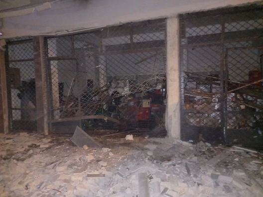 Bomb explosion in Kallithea causes extensive damage to cellar (photos ...