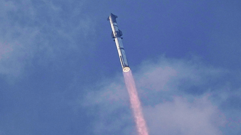 SpaceX: Starship rocket destroyed, but Musk... celebrates: He's gone ...