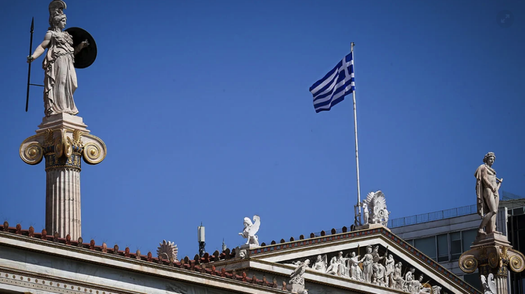 Economist: Greece rises 28 places in business environment and shows the ...