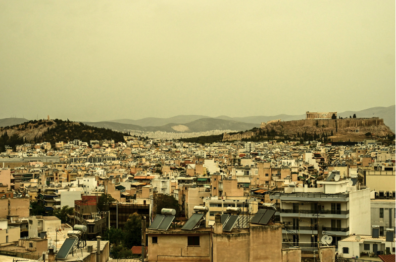 Weather: Muggy atmosphere from the African dust in Athens - ProtoThema ...