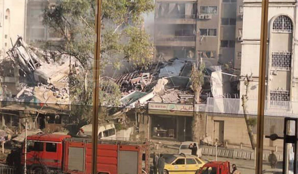 Syria: Israeli raid on the Iranian consulate in Damascus (video-photos ...