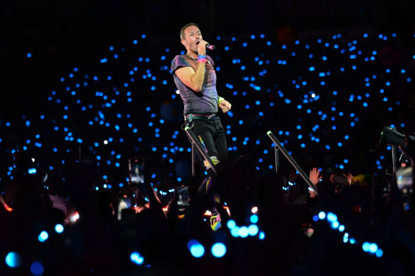 Coldplay: The Band That Took OAKA by Storm - See Photos - ProtoThema ...