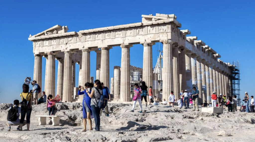 Acropolis closed today from 12:00 to 17:00 due to high temperatures ...
