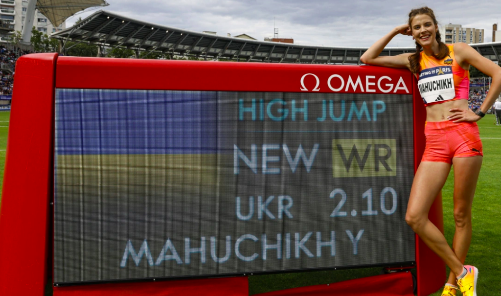 Incredible Mahuchikh Jumps 2.10m and Breaks Konstantinova's 37-Year-Old ...