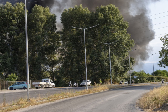 Trikala: Big fire & explosions at the Waste Transfer Station (videos ...