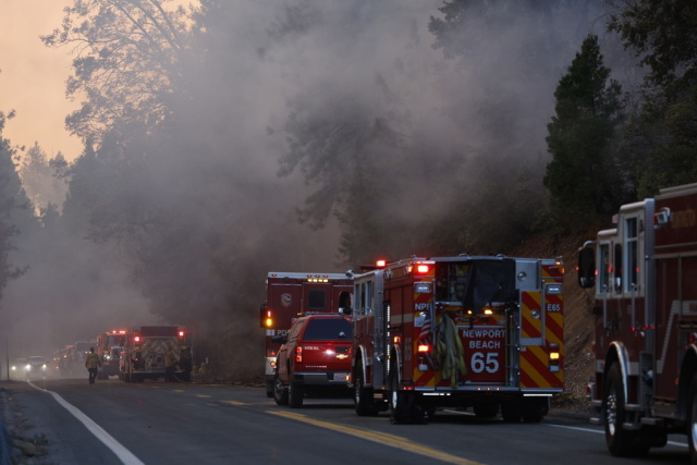 California wildfire burning out of control - New videos of the ...