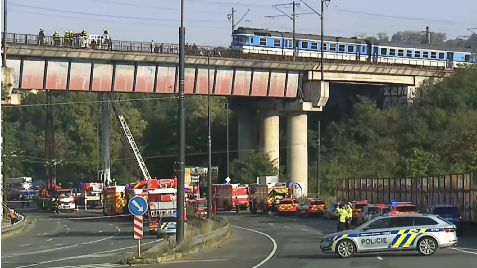 Prague: Train runs a red light and collides with stationary train – At ...