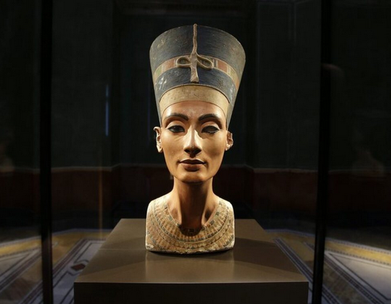 Egypt to Germany: Bring back the stolen bust of Queen Nefertiti ...