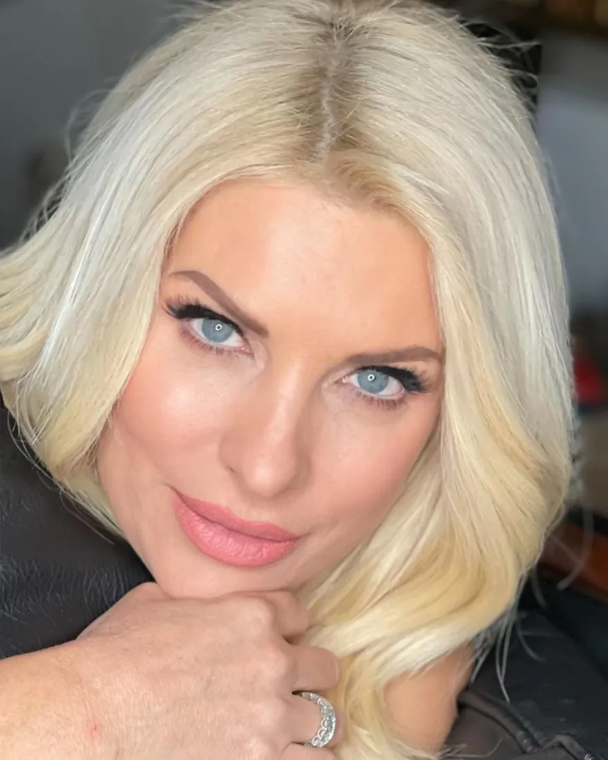 Eleni Menegaki turns 55: Celebrating her birthday with a special social ...