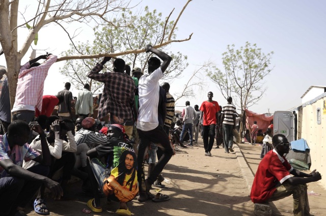 UN: Strict border controls are ineffective, says UNHCR, calling for ...