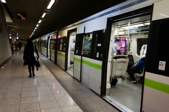Metro: Hours extended from today for every Friday and Saturday ...