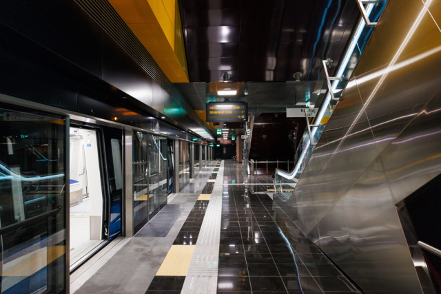 Thessaloniki Metro will serve 254,000 passengers daily - Five new ...