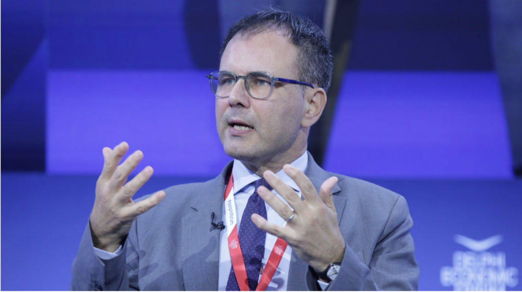 Alexis Patelis: Resigns as head of the Prime Minister’s Economic Office ...