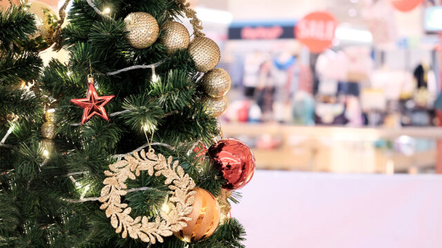 Festive opening hours from today in shops - Which Sundays will be open ...