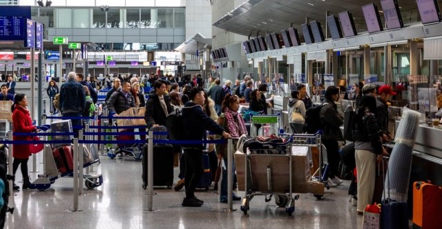 Germany: Bad weather has caused chaos at airports - Hundreds of flights ...