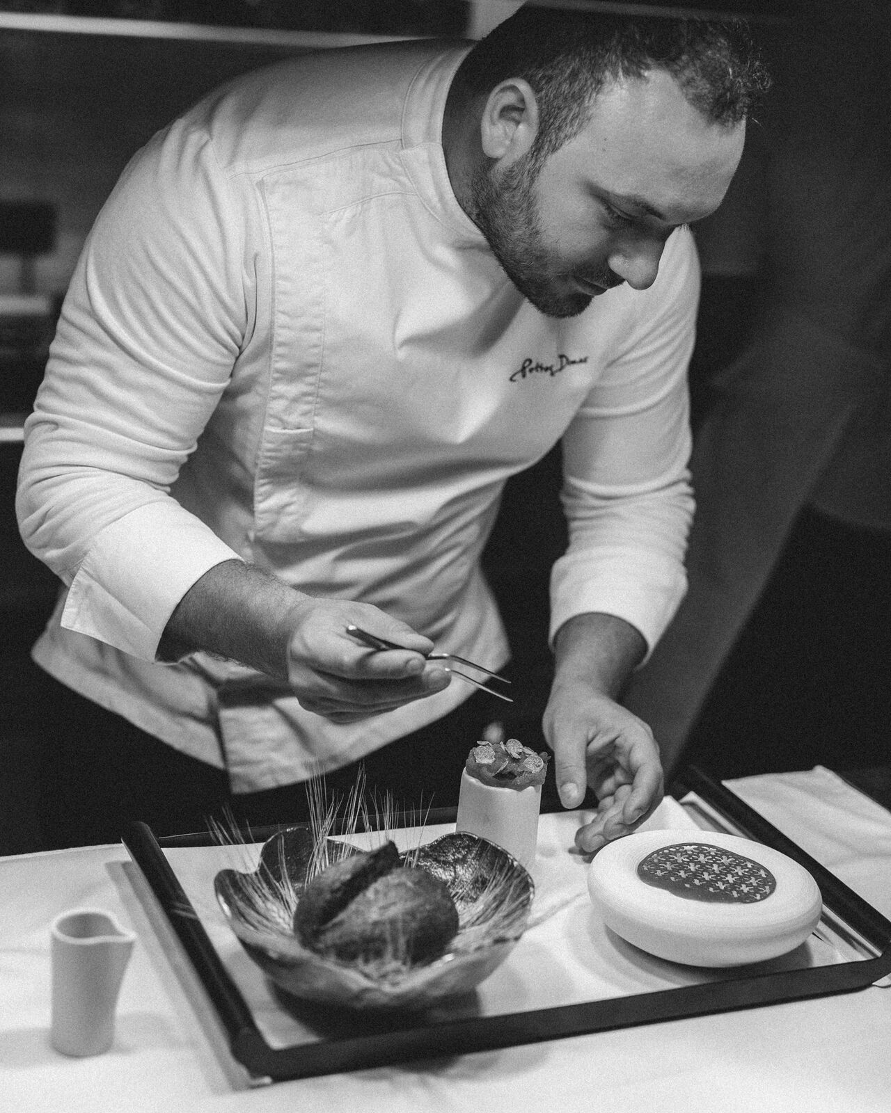 Makris Athens: The restaurant that earned a Michelin Star in just 15 ...