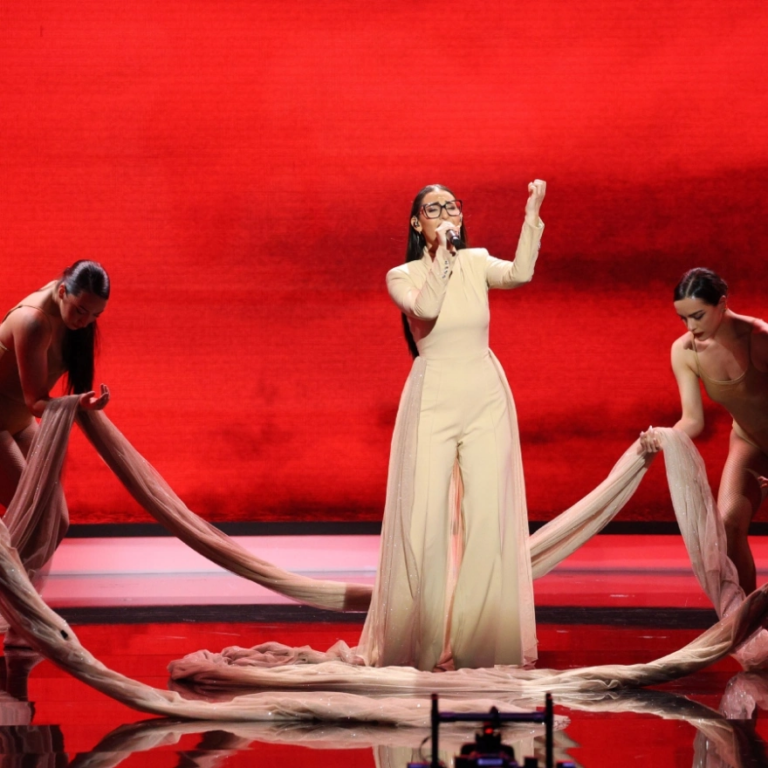 Eurovision 2025: Klavdia wins the Greek national final with "Asteromata ...