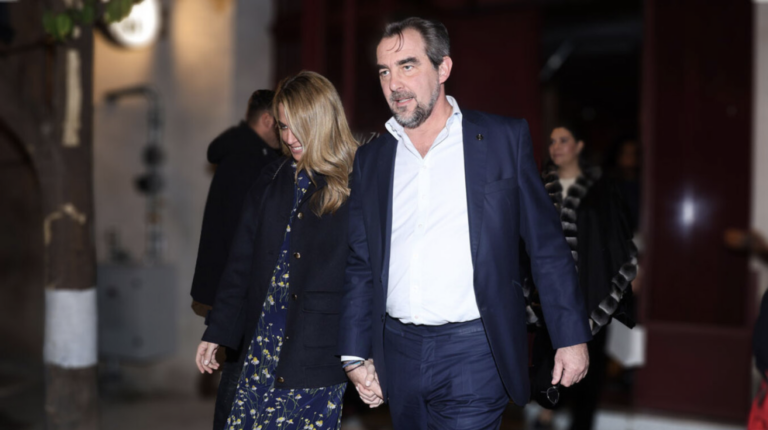 Today the wedding of De Grece and Vardinogiannis - The secret reception ...