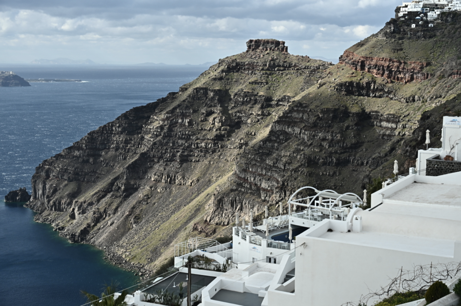 Two strong earthquakes of 5.0 and 4.8 richter off the coast of Amorgos ...