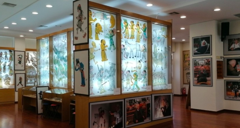 Ministry of Culture: Spathario Shadow Theatre Museum collection ...