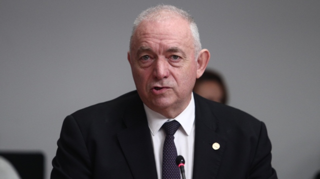 Lekas: No threat to Crete from the seismic activity in the Cyclades ...