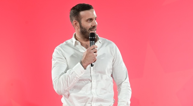 SYRIZA is embarrassed by the inflammatory post of MEP Nikos Pappas ...