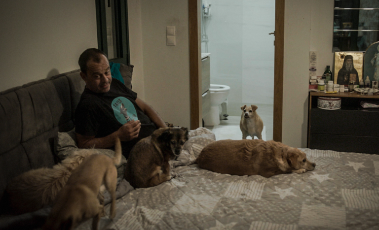 The "Viral Takis" who gave up everything to save stray animals becomes ...