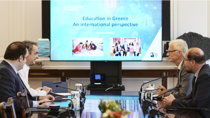 Mitsotakis meets OECD education director to discuss further ...