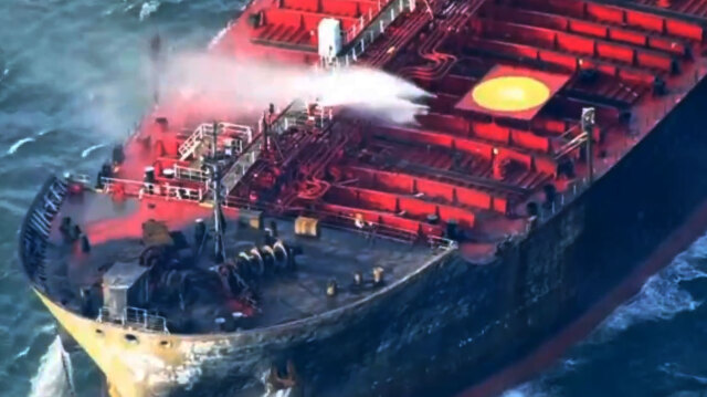 Ship collision in the North Sea: Video shows the extent of the damage ...