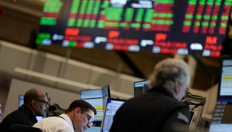 European Commission announces countermeasures on Trump's tariffs on 7 ...