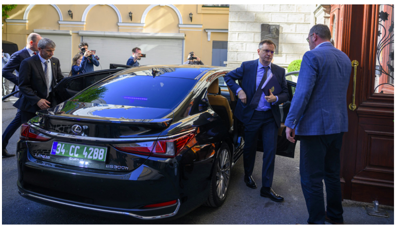 Thriller in Constantinople over the Ukraine issue: "You're a clown ...