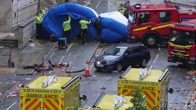 Liverpool: Car plows into crowd during victory parade, injuring dozens ...