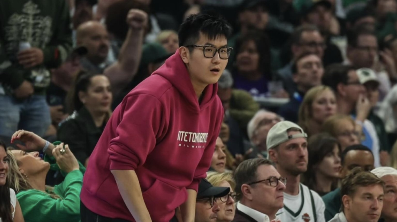 Richard Hsiao: The 24-year-old new owner of Aris B.C. – His friendship ...