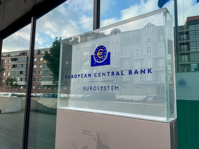 The ECB's "microscope" on interest rates this fall - What will ...