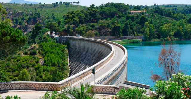 Water scarcity alert: Wide-ranging meeting under Hatzidakis and ...