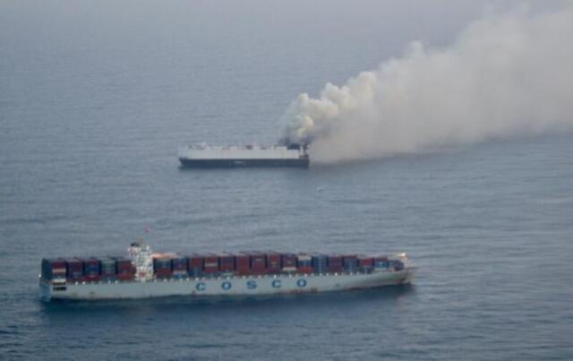Fire on cargo ship with 3,000 cars off the coast of Alaska – Greek ...