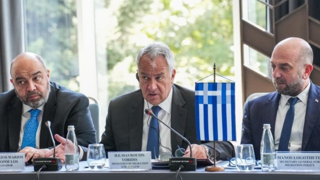 Voridis: "We are sending a clear message to human traffickers — Border ...