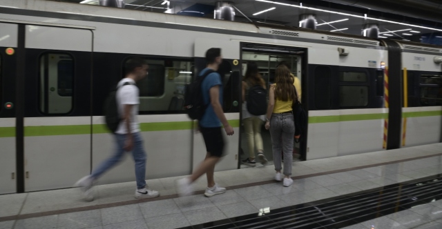 Saturday, July 5: Athens runs 24/7 – Trial 24-hour operation for metro ...