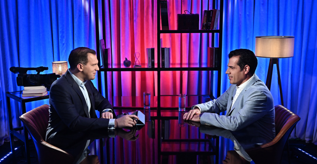 Plevris to protothema: Don't come to Greece, stay where you are ...