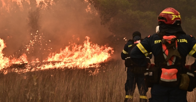 Greece on Red Alert Saturday: Attica and 7 more regions at extreme ...