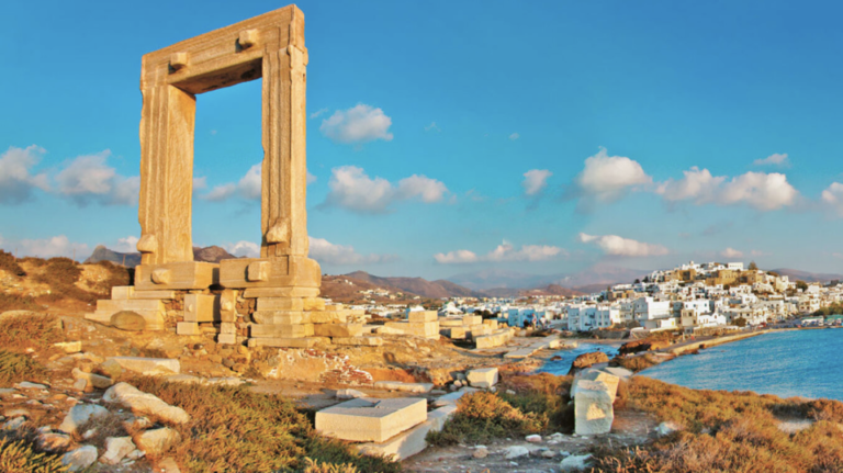 The imposing Portara of Naxos: The mystery surrounding the monument ...