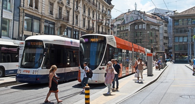 Switzerland: Free - temporarily - public transport in Geneva to tackle ...