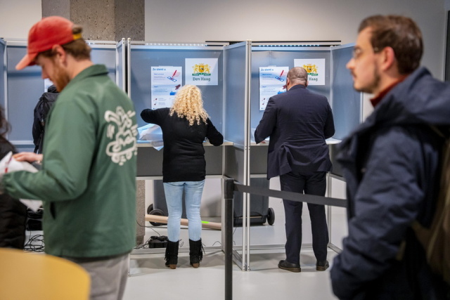 Elections in the Netherlands: D66, the centrist liberal party, comes ...