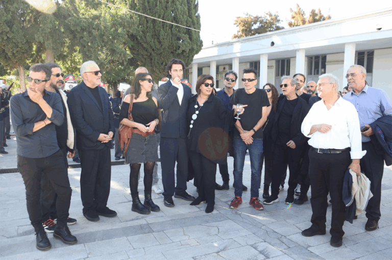 Dionysis Savvopoulos: With tears and songs Greece bids farewell to its ...
