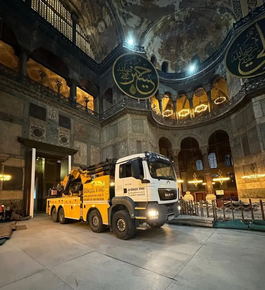 Hagia Sophia: Photos of heavy vehicles inside the Church raise concerns about floor protection ...
