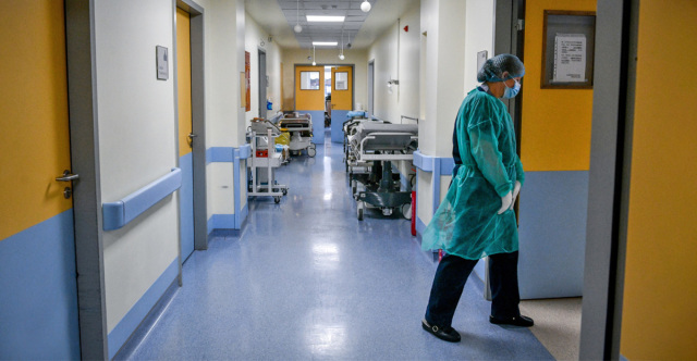 EODY: 138 new hospital admissions and 12 deaths from Covid in the past ...