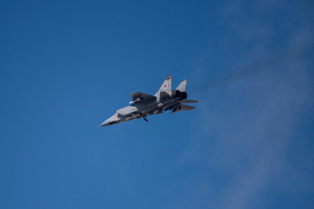 FSB says it foiled a plan by Ukraine and Britain to steal a MiG-31 ...
