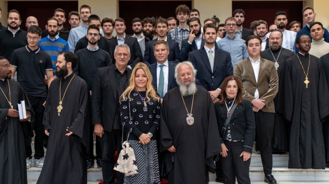 Marianna Latsis visits the Apostolic Diakonia of the Church of Greece ...