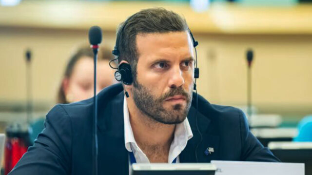 Nikos Pappas removed from the European Parliament Group - Facing ...