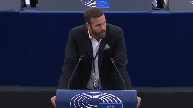 Pappas breaks his silence with a post and continues to provoke: “I ...